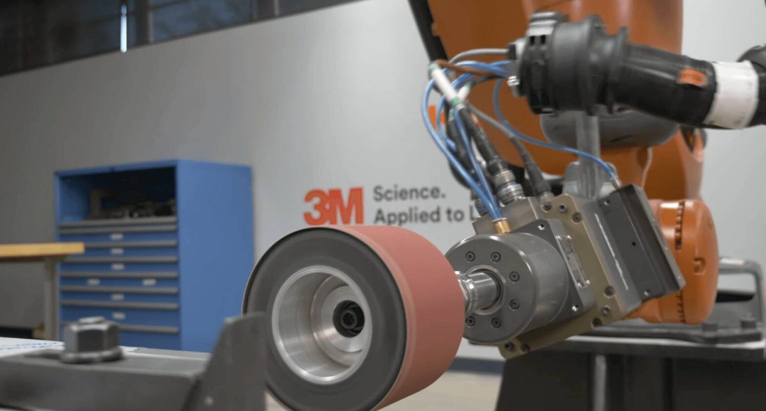 Robotic Drilling Servo Spindles and Force Compliance Tooling - PushCorp
